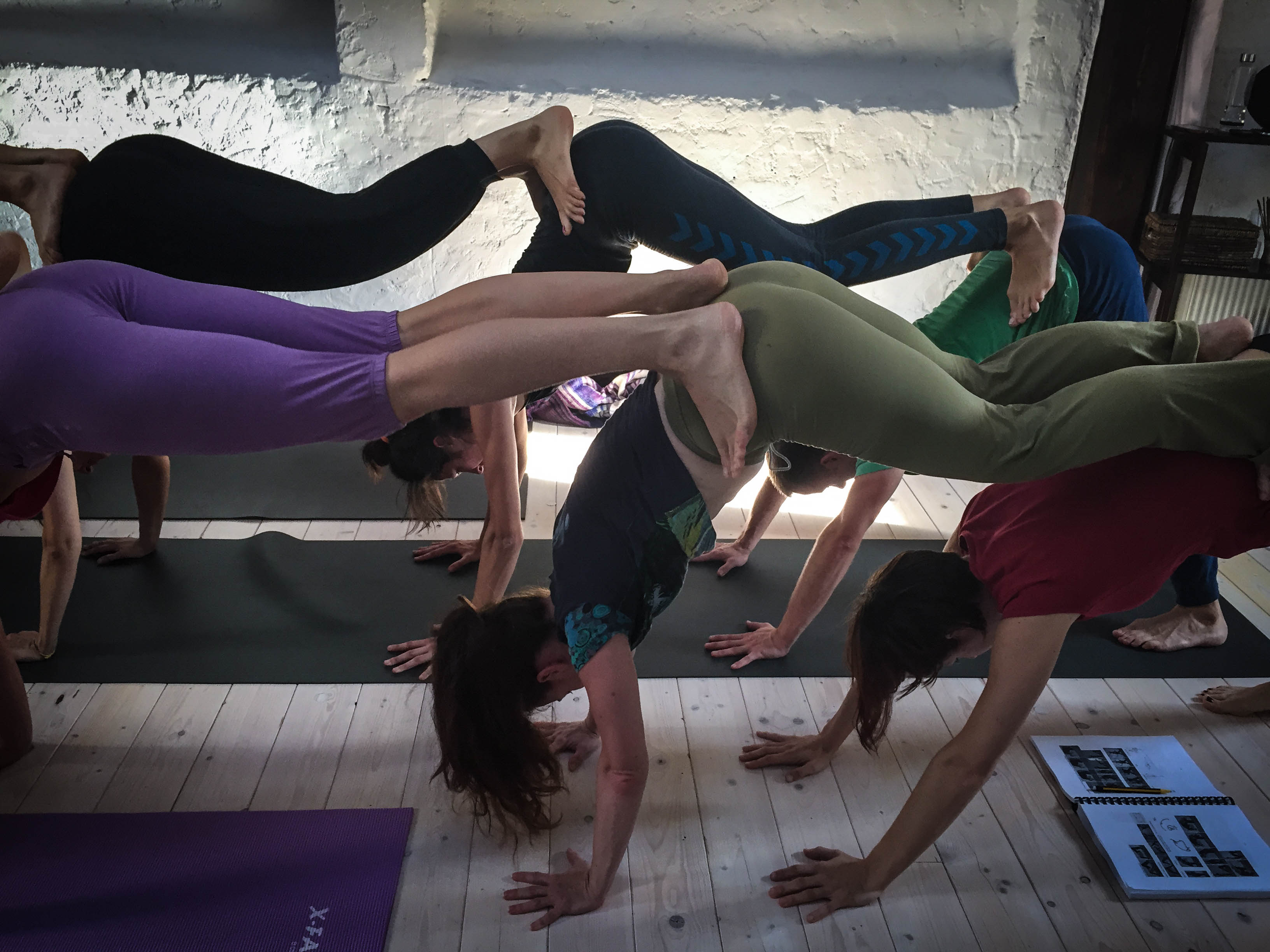 Fotogalerija Rainbow Kids Yoga TTC with Cayetana Rodenas | GaiaYoga